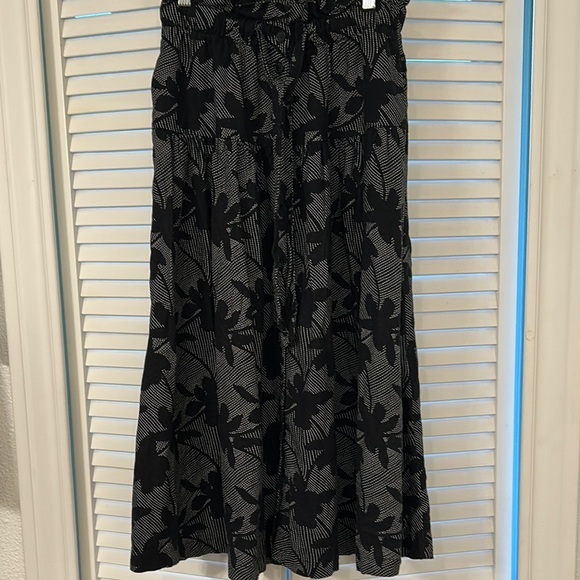 Universal Thread | Skirts | Universal Thread Black Smocked Aline Midi Skirt | Poshmark